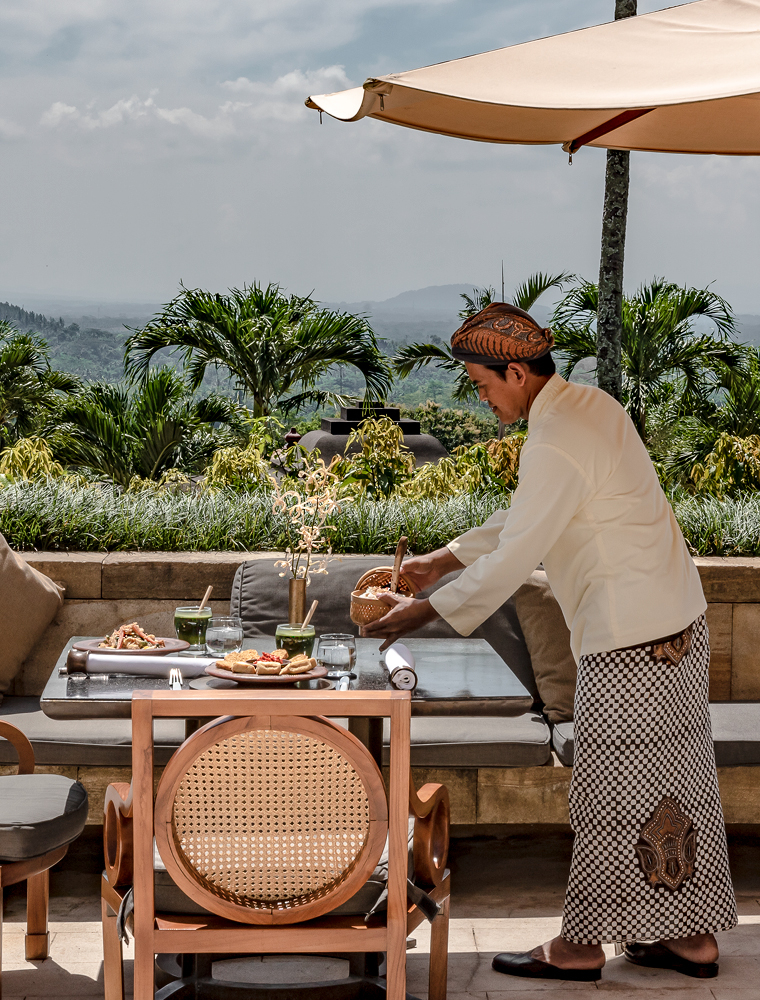 Dining at Amanjiwo - Aman